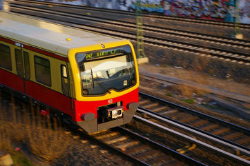 Berlin S-Bahn Map and Guide | TourbyTransit