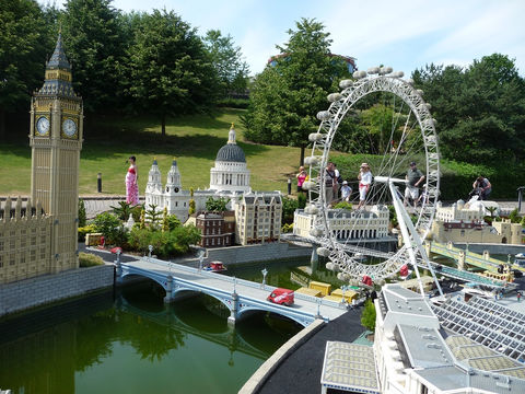 Visitor's Guide to Legoland Windsor in London