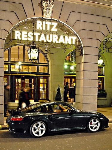 Walking Tours of London - Mayfair Historic Neighborhood Walk ...